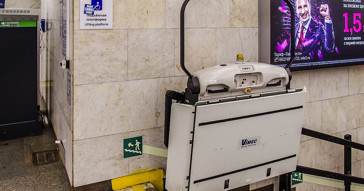 Leninsky Prospekt in Saint Petersburg, Russia | Tripomatic