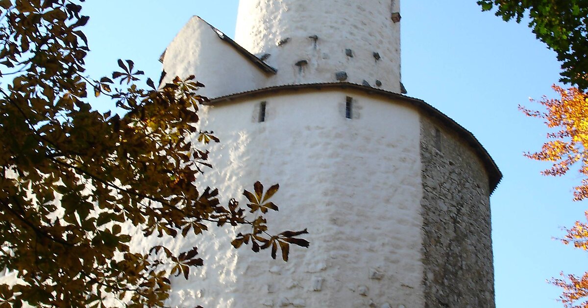 Neu-Bechburg Castle in Solothurn, Switzerland | Tripomatic