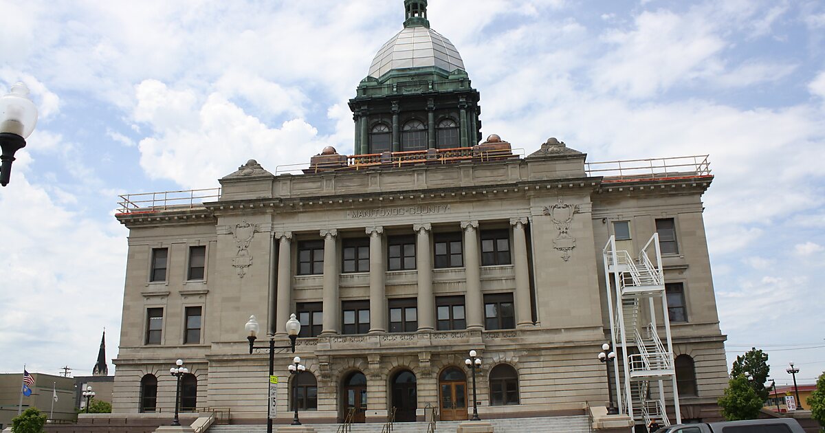 Manitowoc County Courthouse