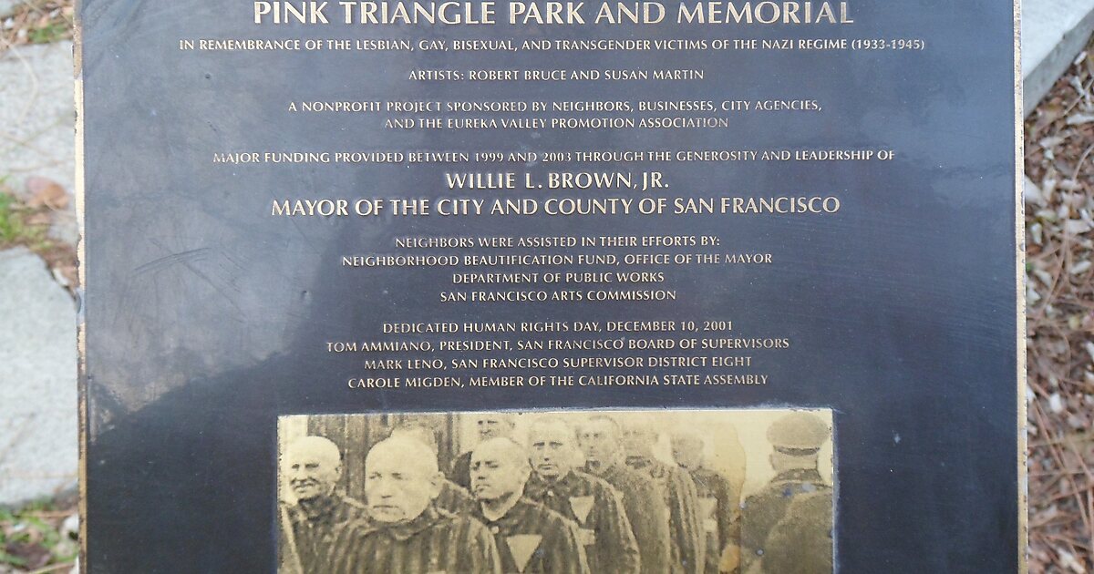 Pink Triangle Park in San Francisco | Tripomatic