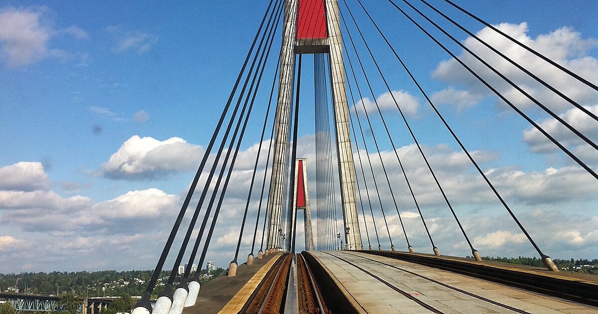 Skybridge in New Westminster, Canada | Tripomatic