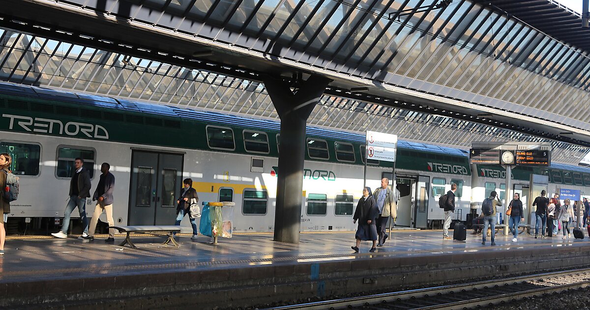 Bahnhof Milano Rogoredo in Mailand, Italien | Tripomatic
