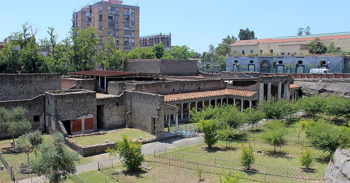 Villa Poppaea in Naples, Italy | Tripomatic