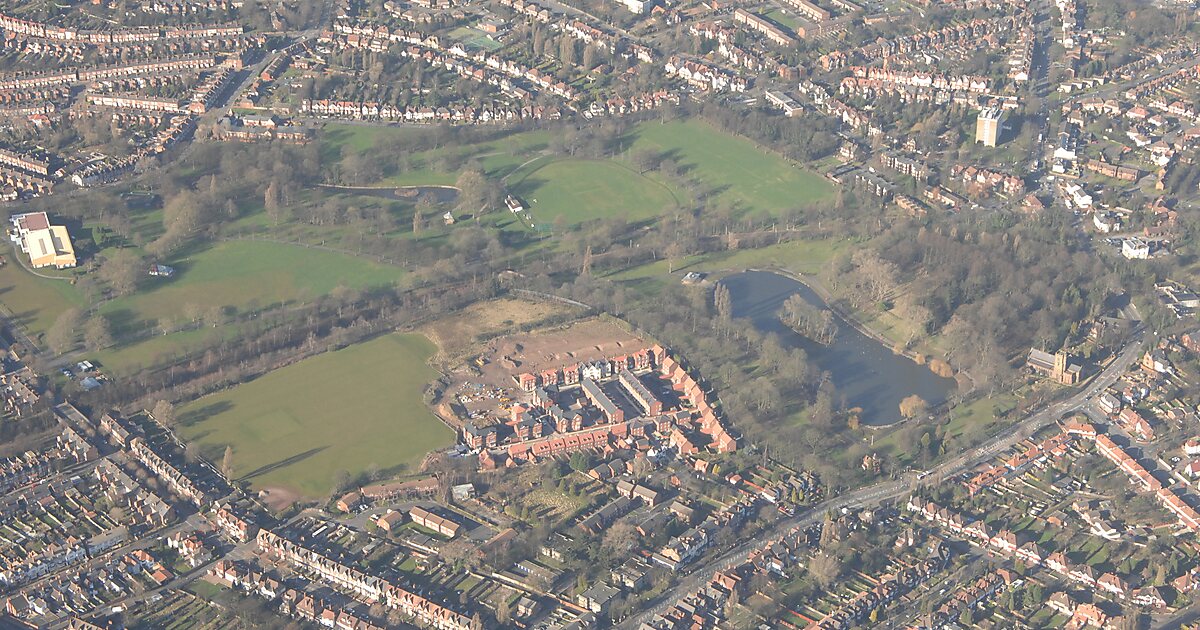 Handsworth Park in Birmingham, UK | Tripomatic