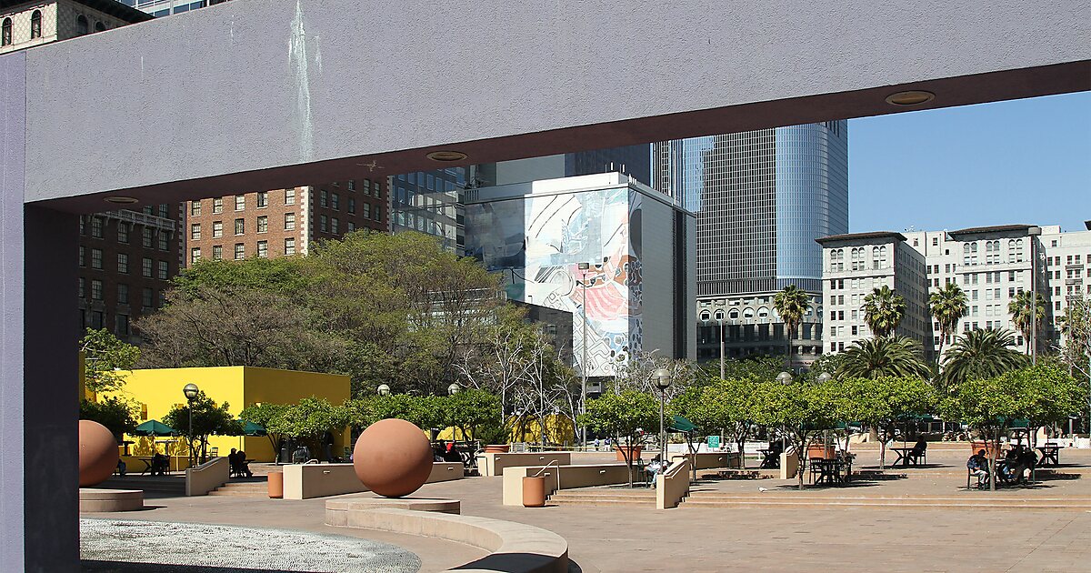Pershing Square Ice Rink in Downtown Los Angeles | Tripomatic