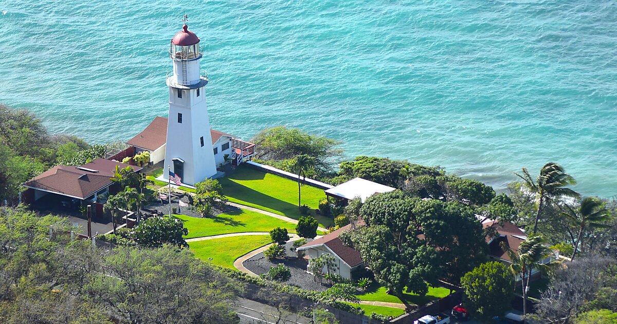 Diamond Head Lighthouse in Honolulu | Tripomatic