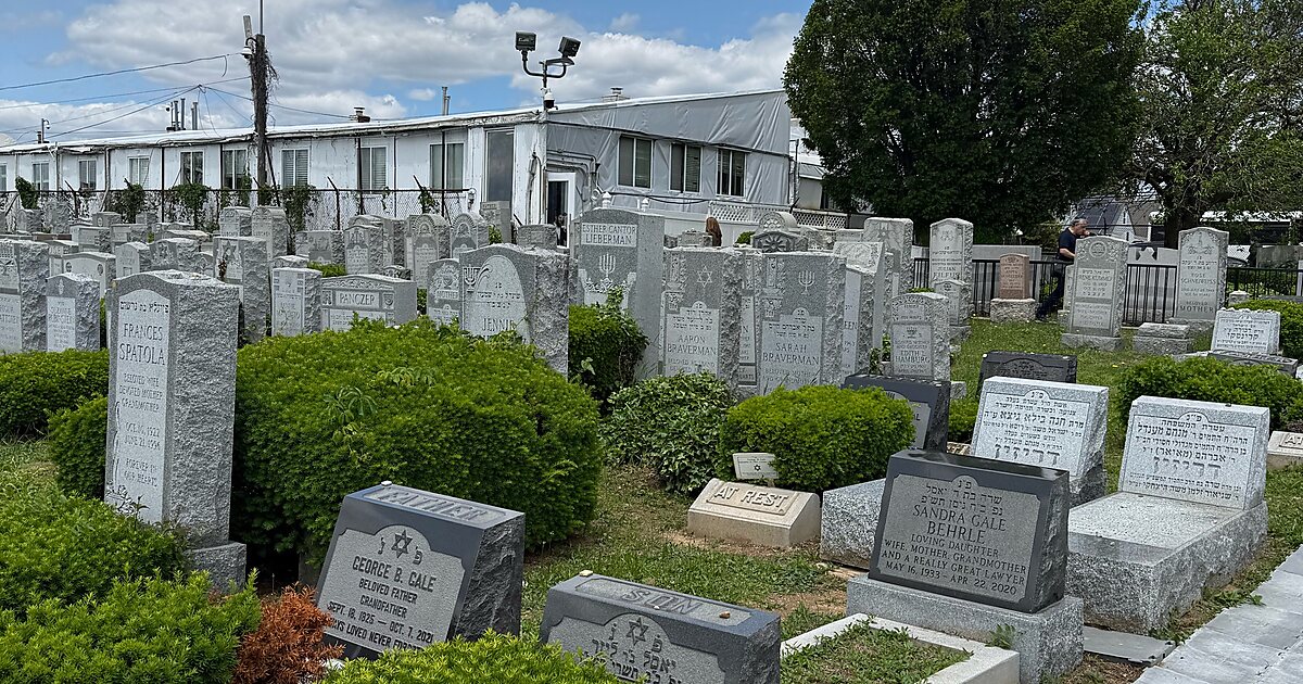 Montefiore Cemetery