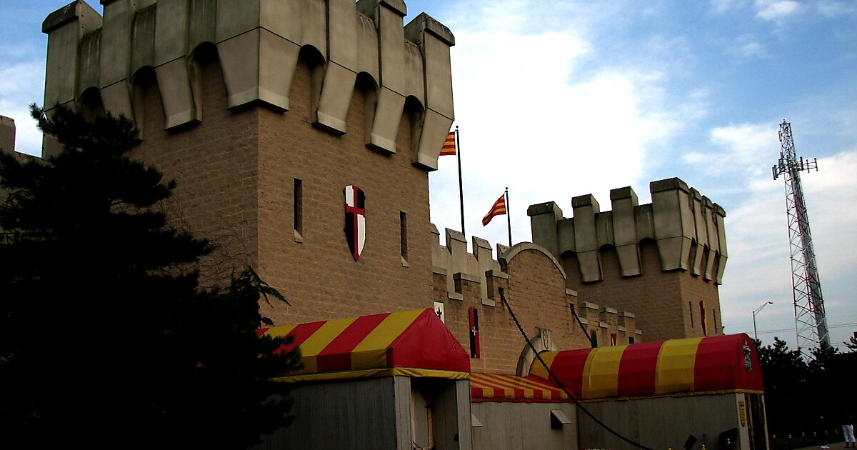 Medieval Times Dinner and Tournament in Buena Park, California | Tripomatic