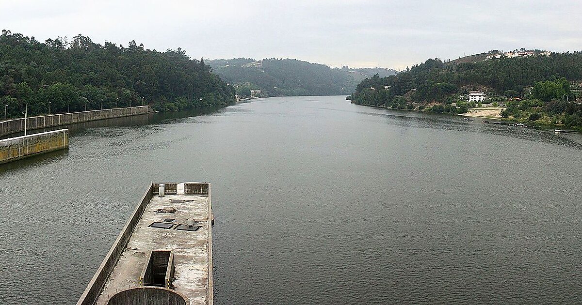 Crestuma / Lever Dam in Lever, Portugal | Tripomatic