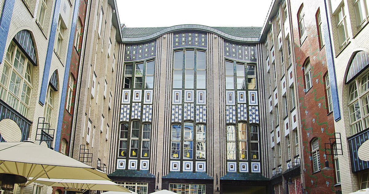 Hackescher Hof Restaurant in Mitte, Berlin, Deutschland | Tripomatic