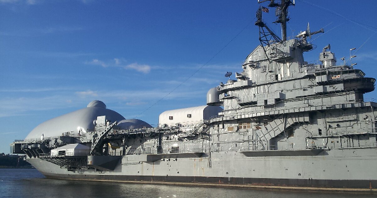 Intrepid Museum in Manhattan, New York City, United States | Tripomatic
