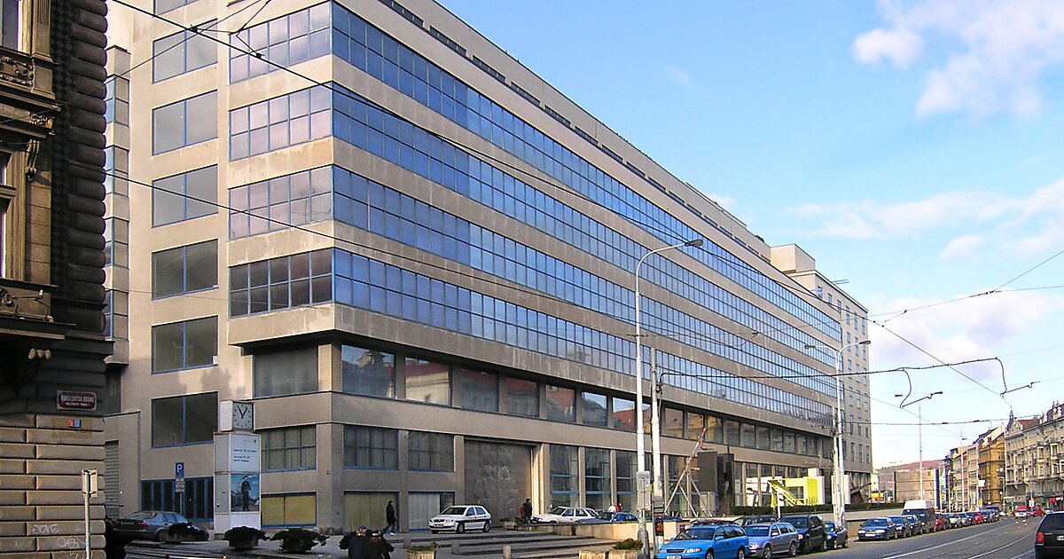 National Gallery in Prague - Trade Fair Palace in Holešovice, Prague ...