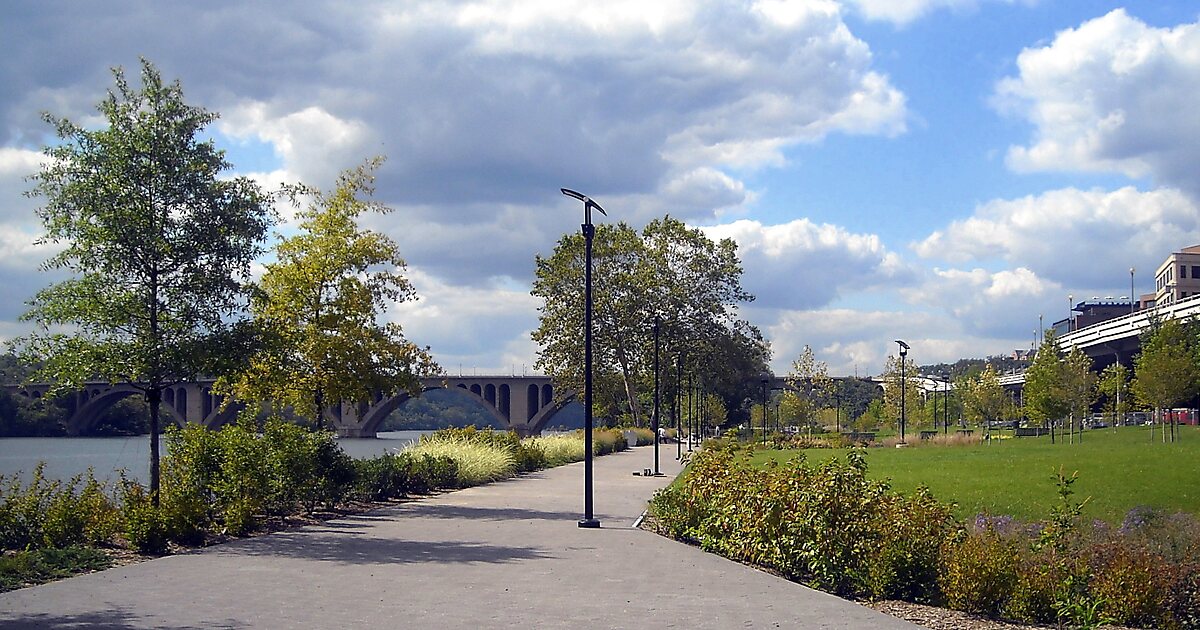Georgetown Waterfront Park in Georgetown, Washington, United States ...