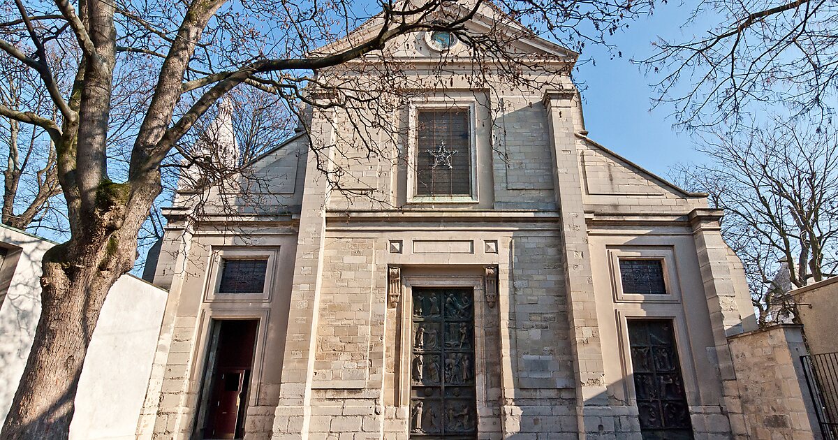 Church of St Pierre de Montmartre in 18th arrondissement of Paris ...