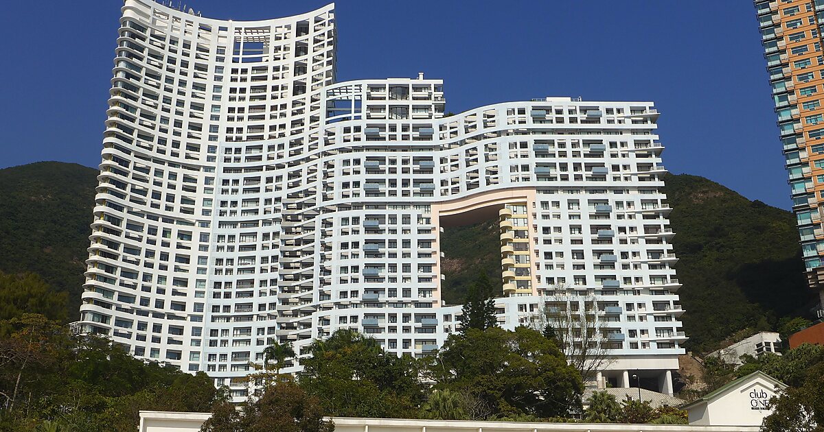 The Repulse Bay Arcade in Hong Kong, China | Tripomatic