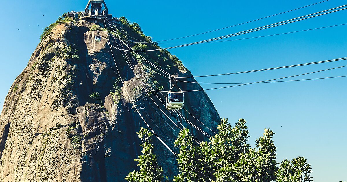 Sugarloaf Cable Car in Urca, Rio de Janeiro, Brasil | Tripomatic
