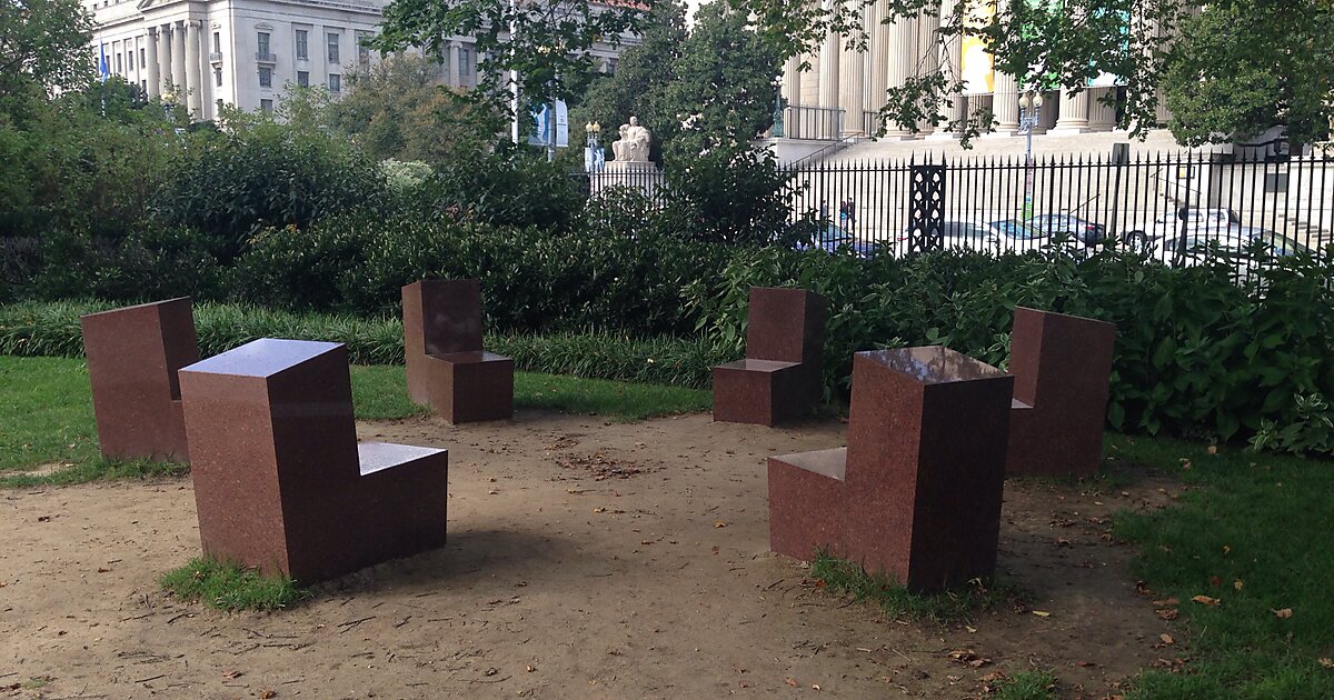 Six-Part Seating in Washington D.C. | Tripomatic
