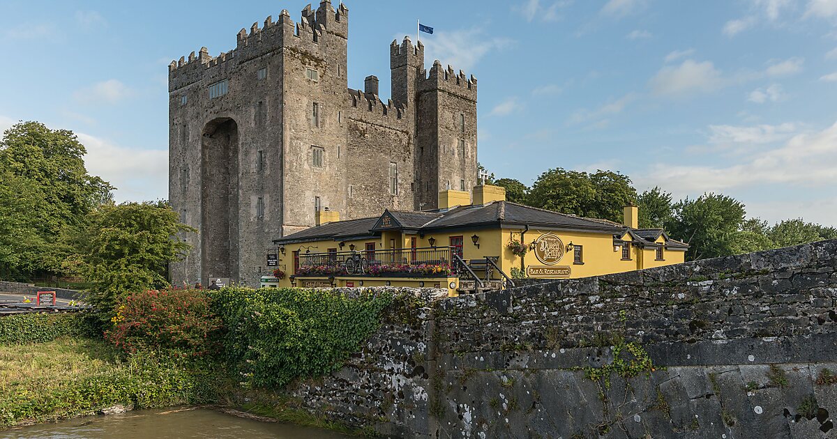 Bunratty Castle in Bunratty, Ireland | Sygic Travel