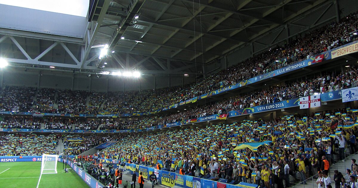 Decathlon Arena-Pierre Mauroy Stadium in Hôtel de Ville, Villeneuve-d ...