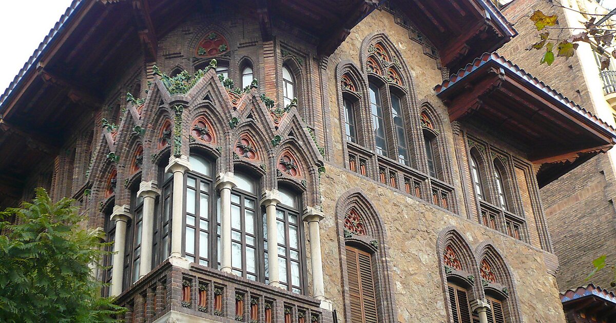 Casa Golferichs in Eixample, Barcelona, Spain | Sygic Travel