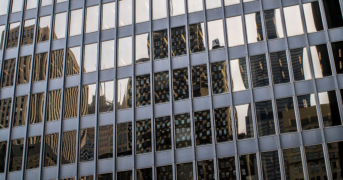 Dirksen Federal Building and US Courthouse in Chicago Loop, United ...