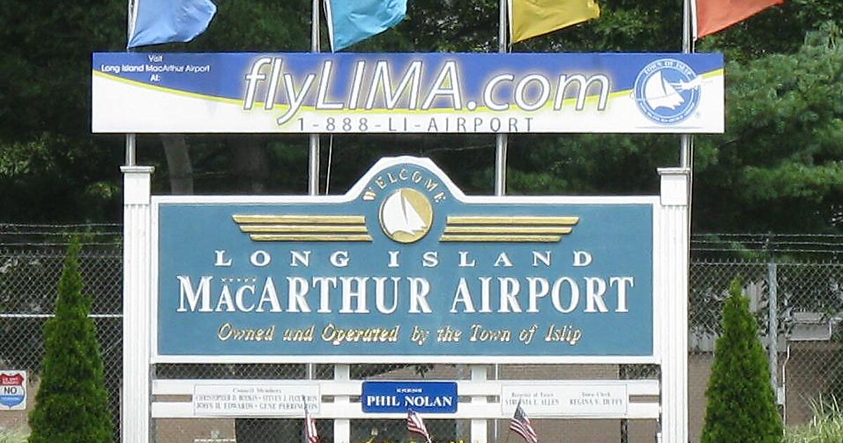 Long Island MacArthur Airport Terminal (ISP) in Connecticut, United ...