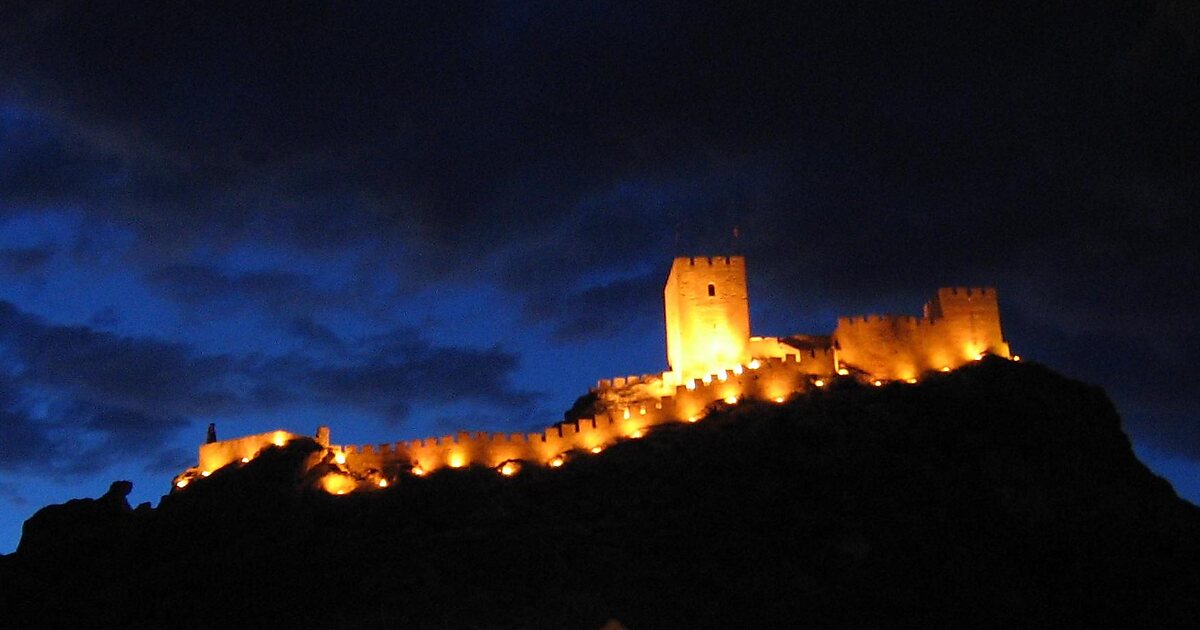 Castillo de Sax en Alicante, España | Tripomatic