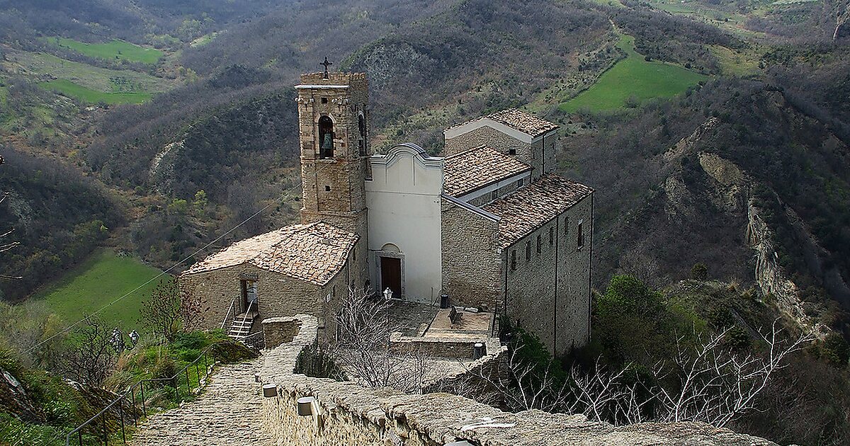 Castello di Roccascalegna in Chieti, Italien | Tripomatic