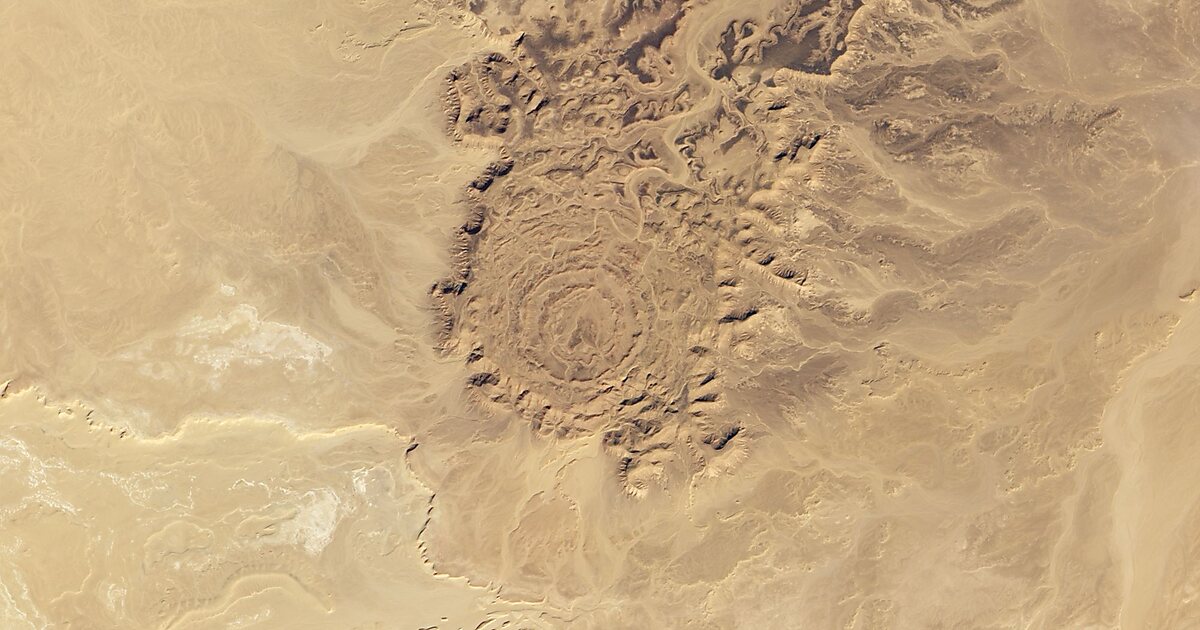 Tin Bider crater in Foggaret Ezzaouia, Algeria | Tripomatic