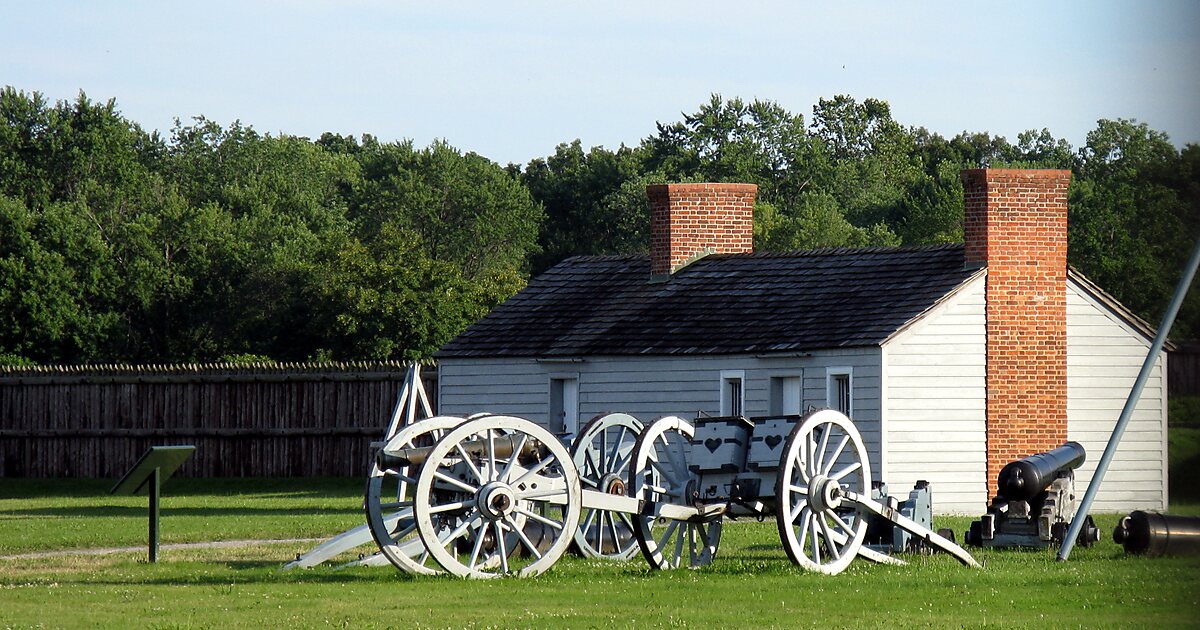Fort George National Historic Site of Canada in Niagara-on-the-Lake ...