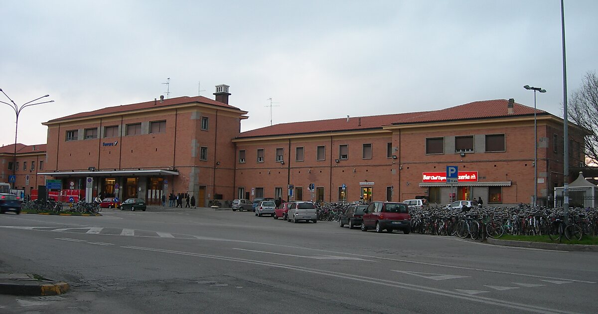 Train Station in Doro, Ferrara, Italy | Tripomatic