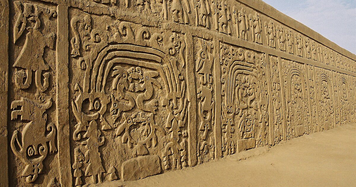 Huaca del Dragón in La Esperanza, Trujillo, Peru | Tripomatic