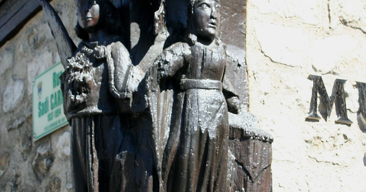 Musée Alphonse-Georges Poulain in Vernon, Frankreich | Tripomatic