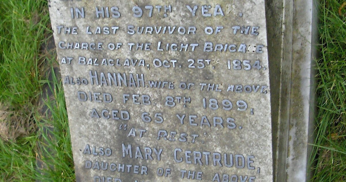 Layton Cemetery in Blackpool, UK | Tripomatic