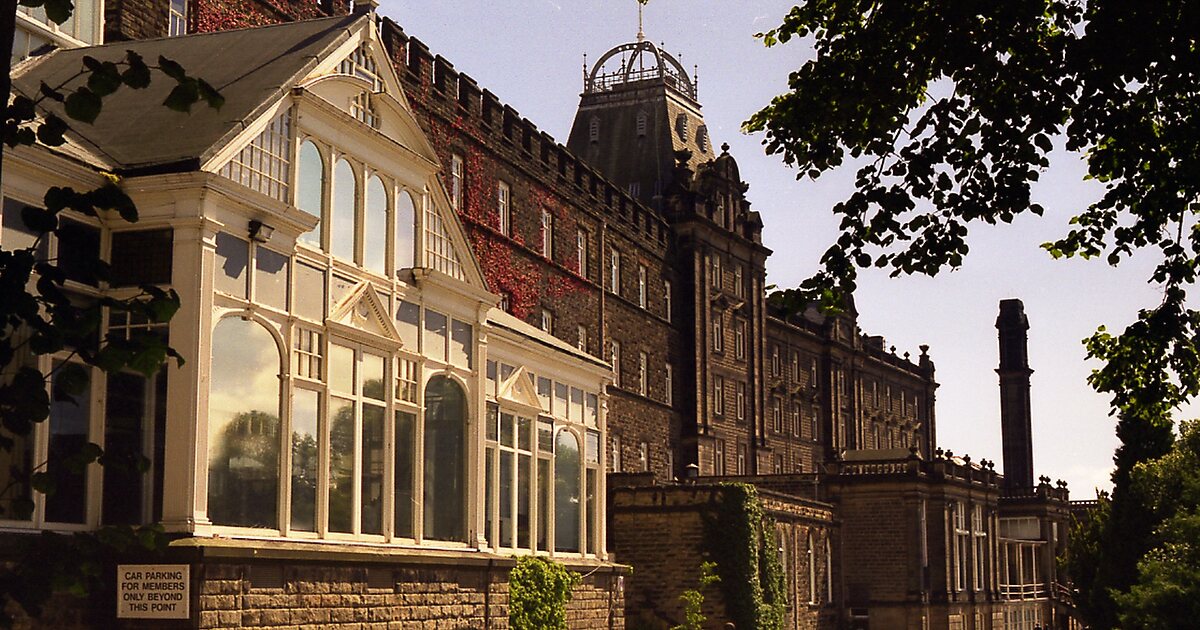 County Hall in Matlock, UK | Tripomatic