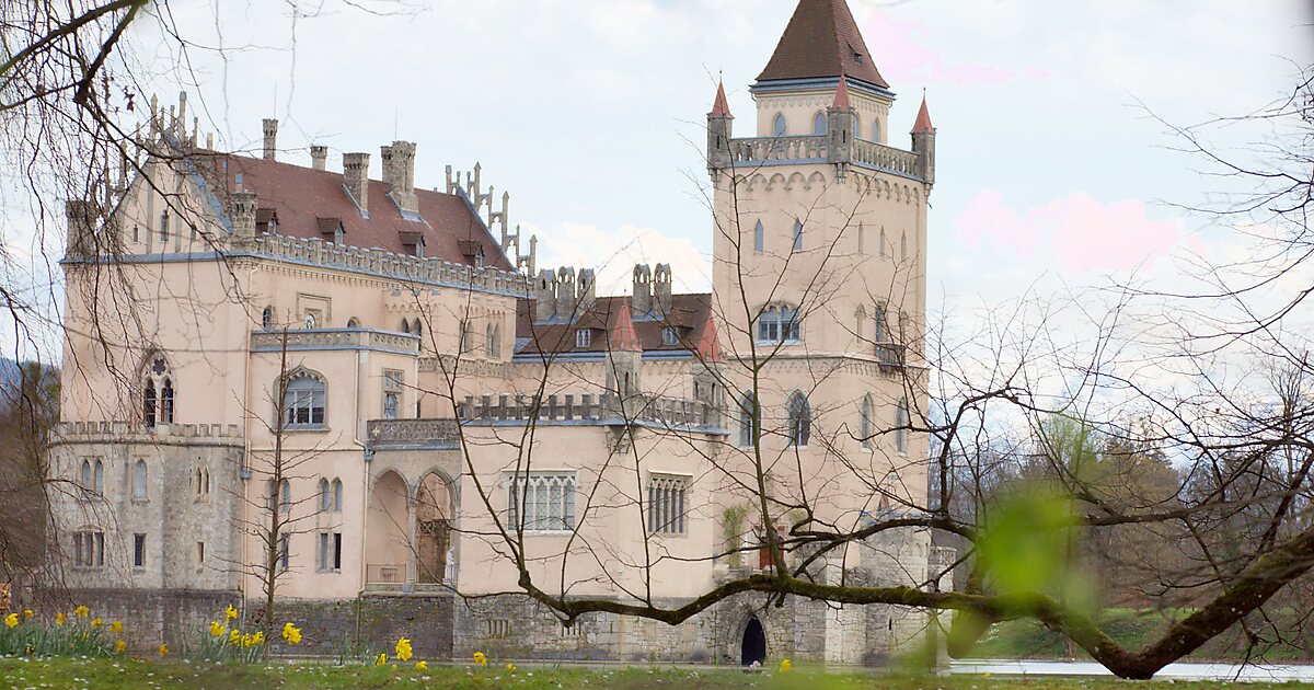 Anif Palace in Anif, Austria | Tripomatic