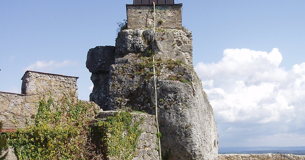 Hohenstein Castle in Bavaria, Deutschland | Tripomatic