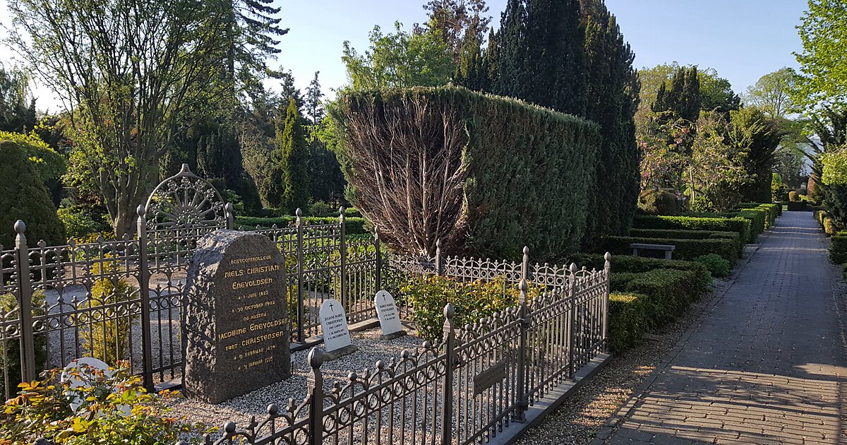 Garrison Cemetery, Copenhagen in Copenhagen, Denmark | Tripomatic