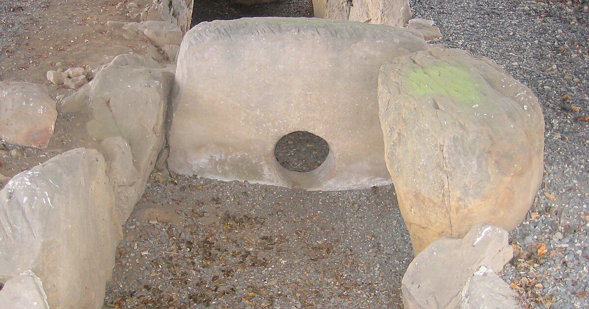 Megalithic tomb (Züschen) in Schwalm-Eder-Kreis