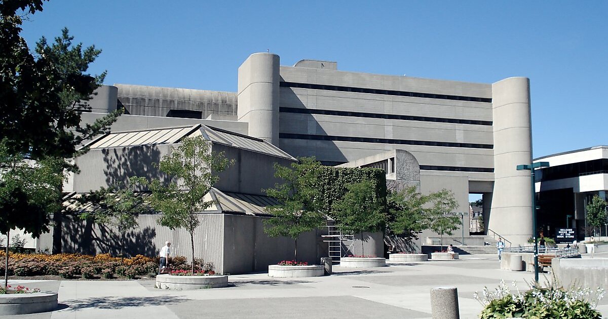 Weldon Library in Ontario, Canada | Tripomatic
