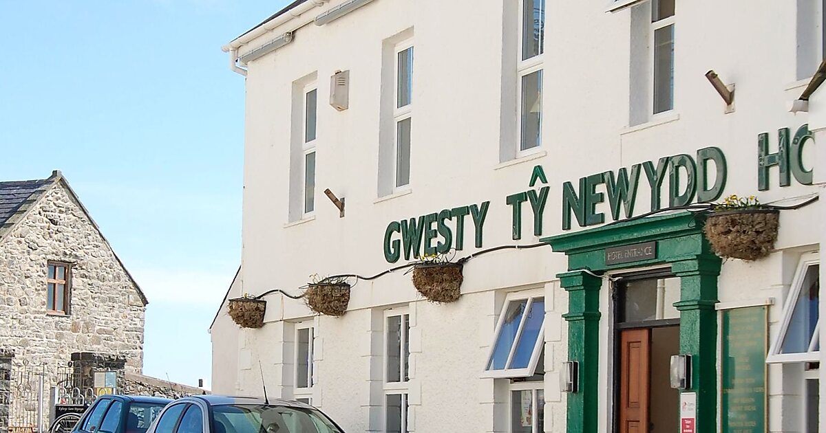 Castell Odo in Aberdaron, UK | Tripomatic