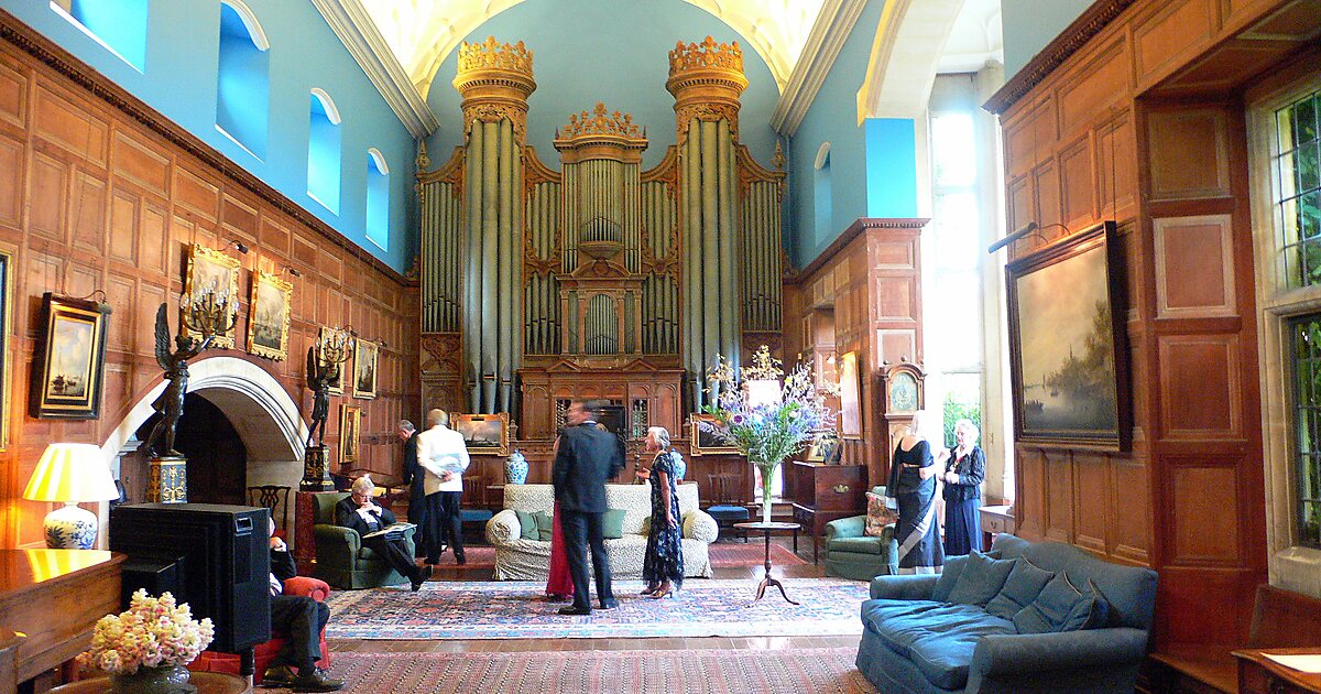Glyndebourne Opera House in Glynde, UK | Tripomatic