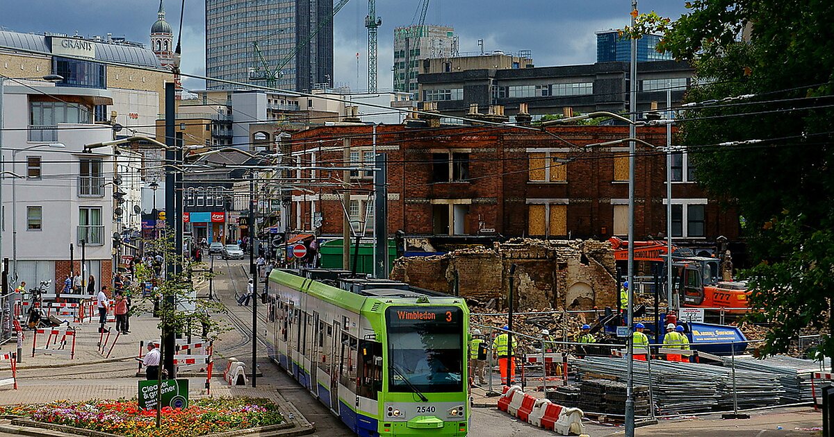 House of Reeves in London, UK | Tripomatic