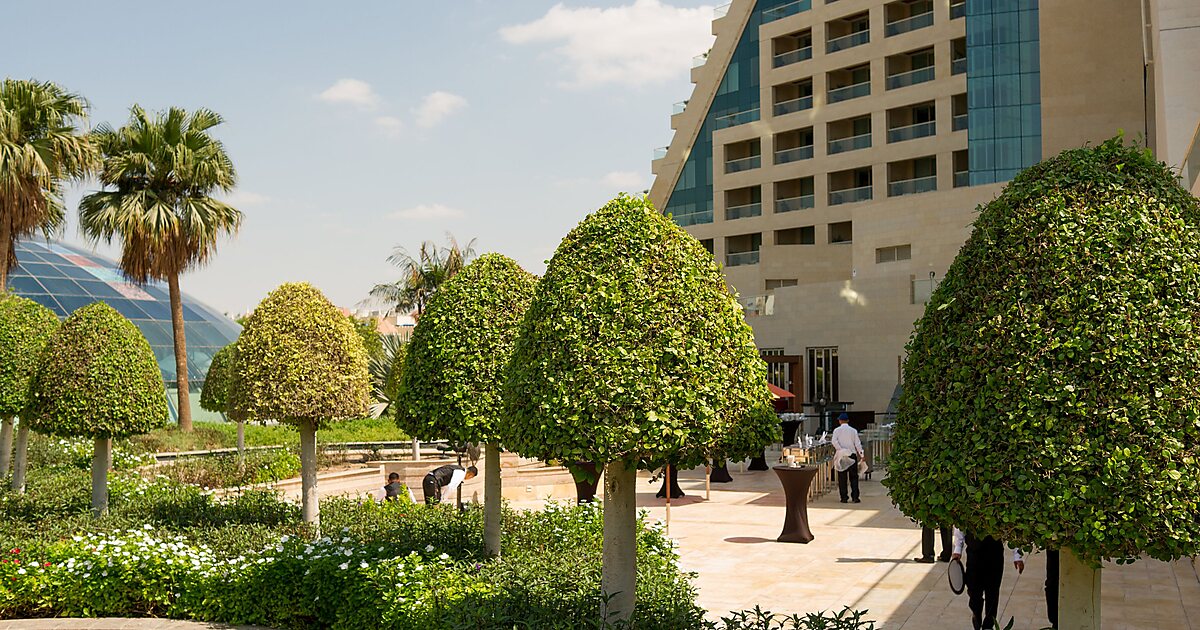 Raffles Botanical Garden in Bur Dubai, UAE | Tripomatic