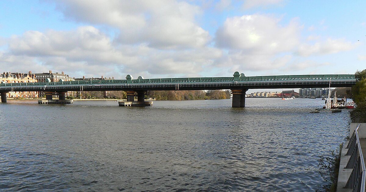 Fulham Railway Bridge in London, UK | Tripomatic