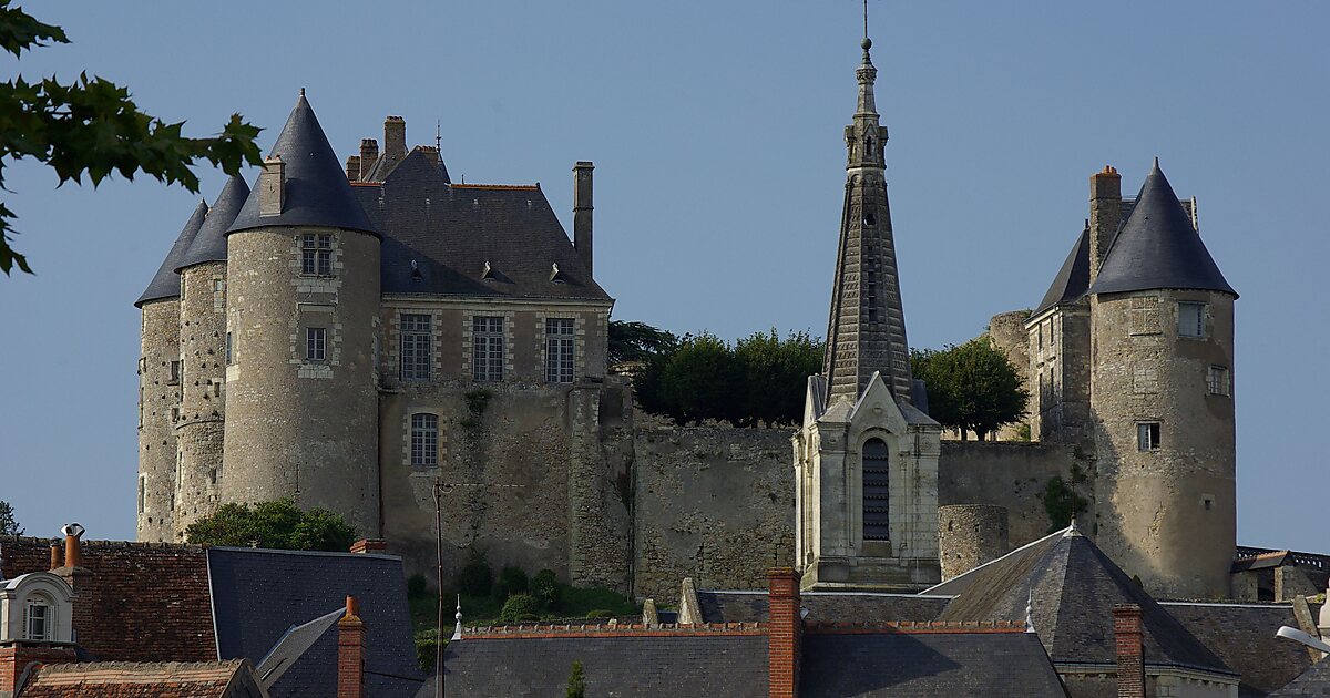Château de Luynes in Luynes, France | Tripomatic