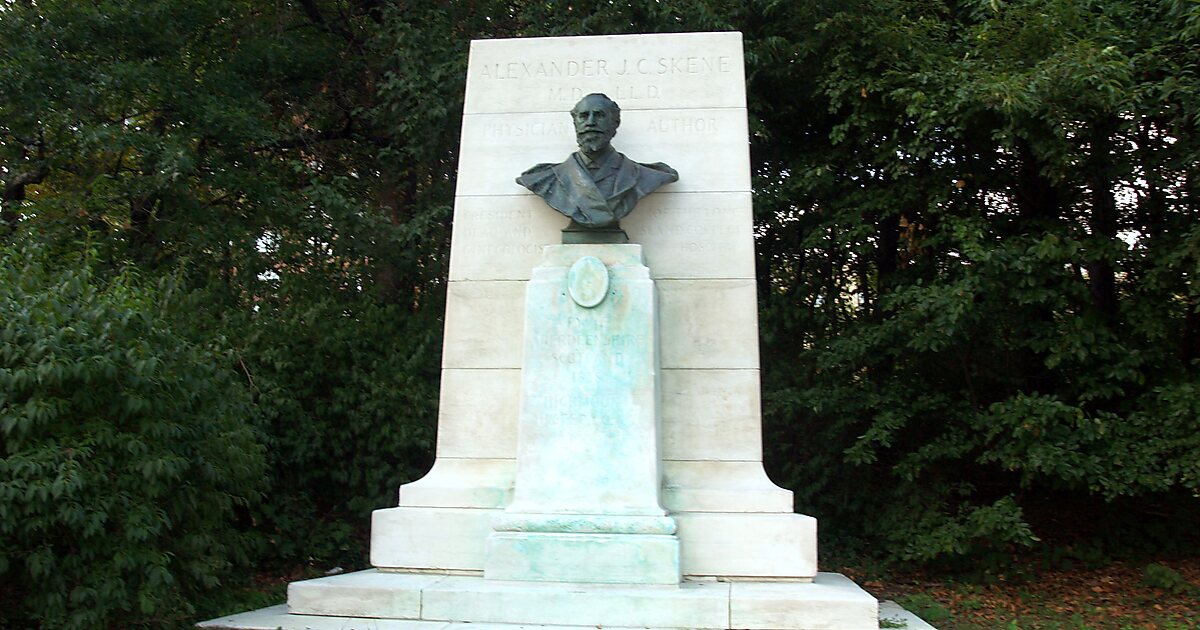 Dr. Alexander J.C. Skene en Brooklyn, Nueva York, Estados Unidos de ...