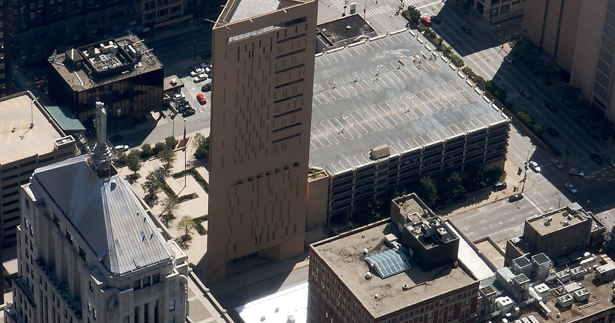 Metropolitan Correctional Center in Chicago Loop, United States ...