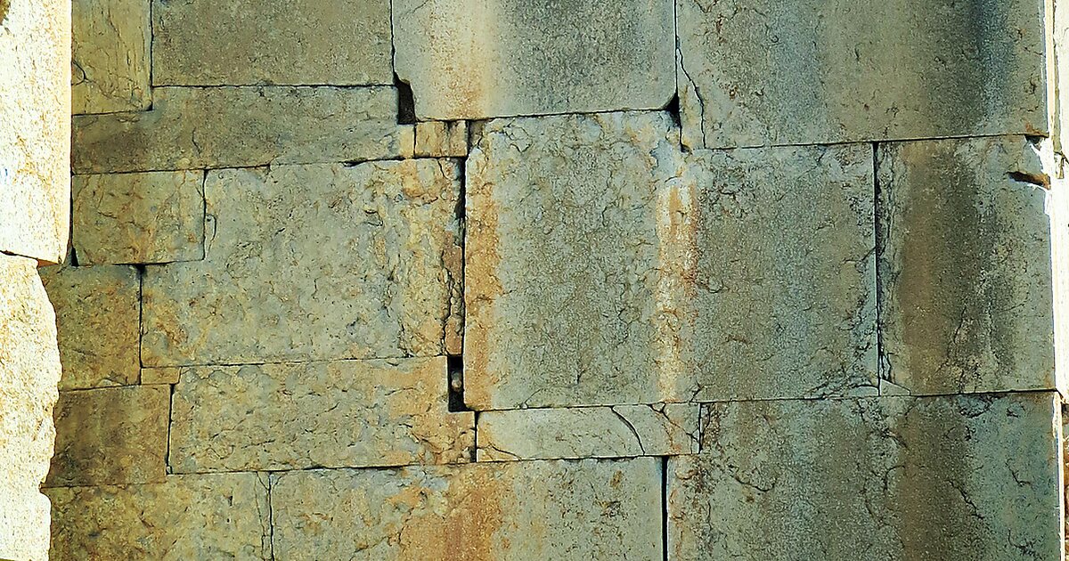 Persepolis in Marvdasht County, Iran | Tripomatic