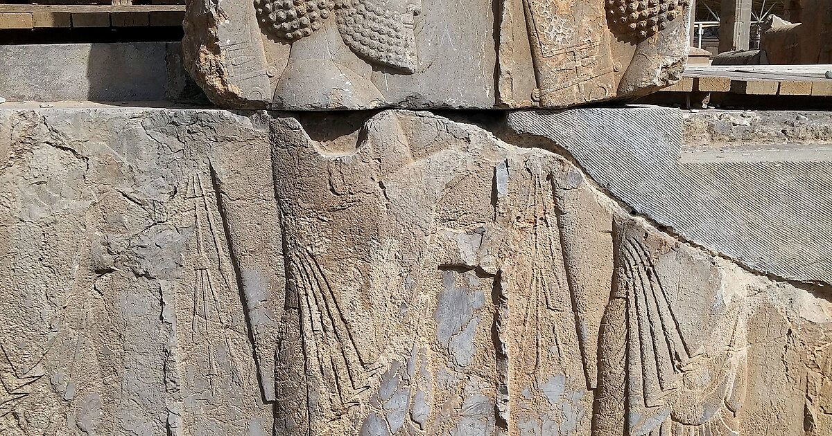 Palace of Darius I. in Marvdasht County, Iran | Tripomatic